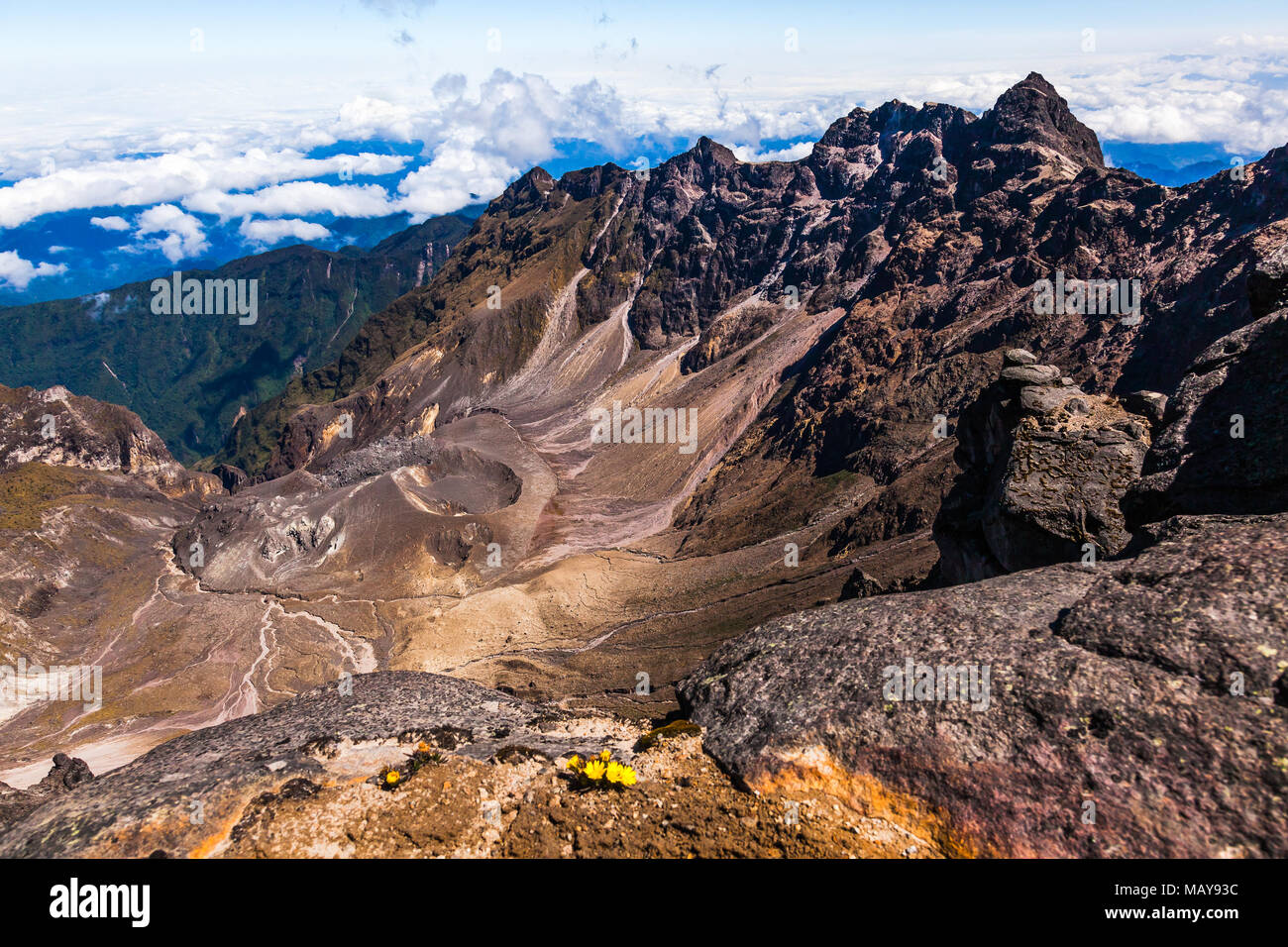 Guagua pichincha hi-res stock photography and images - Alamy