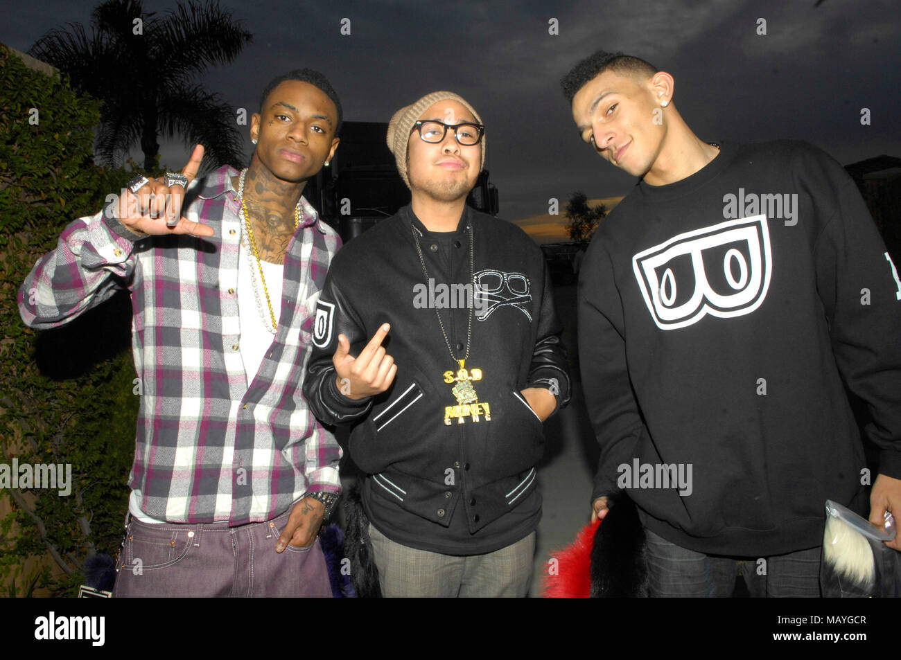 Rapper Deandre Way aka Soulja Boy (l) and actor Khloe Thomas (r) on set ...