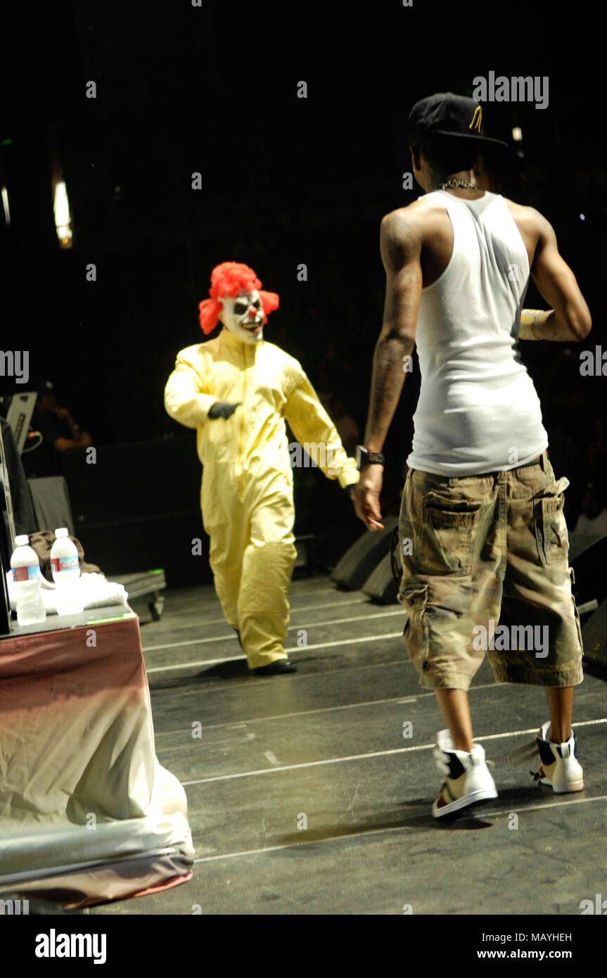 Rappers Curtis "50 Cent" Jackson and Deandre Way aka Soulja Boy Tell ...