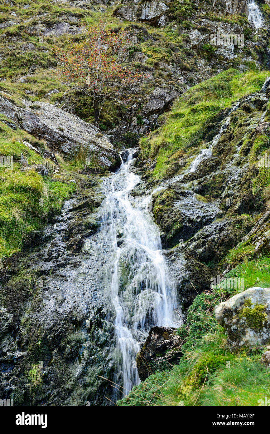 Moss Force waterfall at Newlands Hause (Pass) between Buttermere and ...