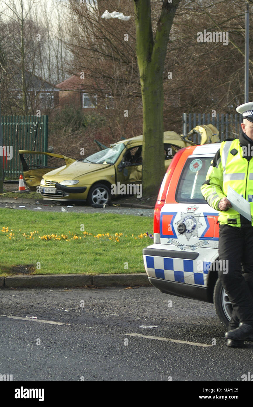 Car collision impact hi-res stock photography and images - Alamy
