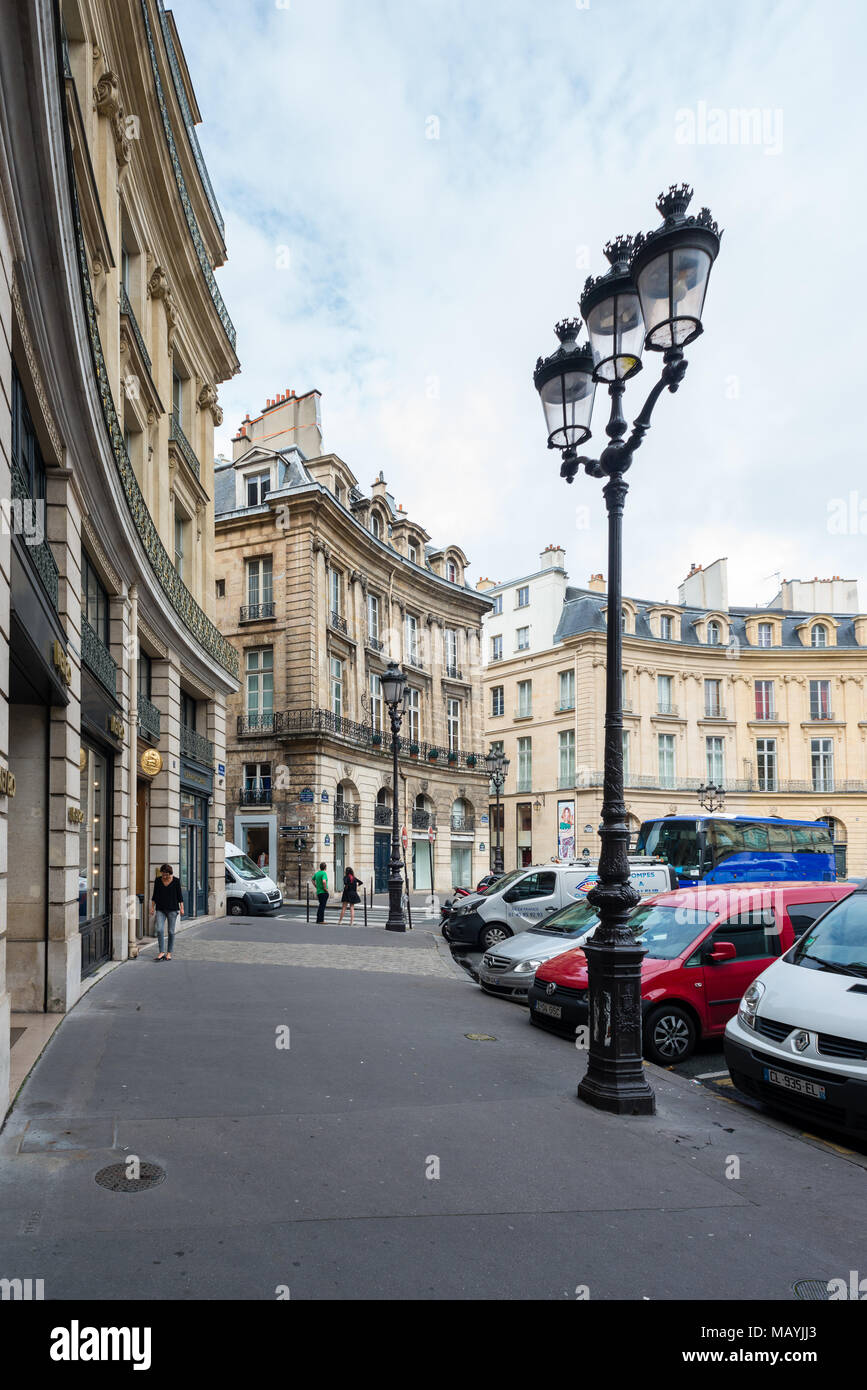 Street Scene in Paris Stock Photo - Alamy