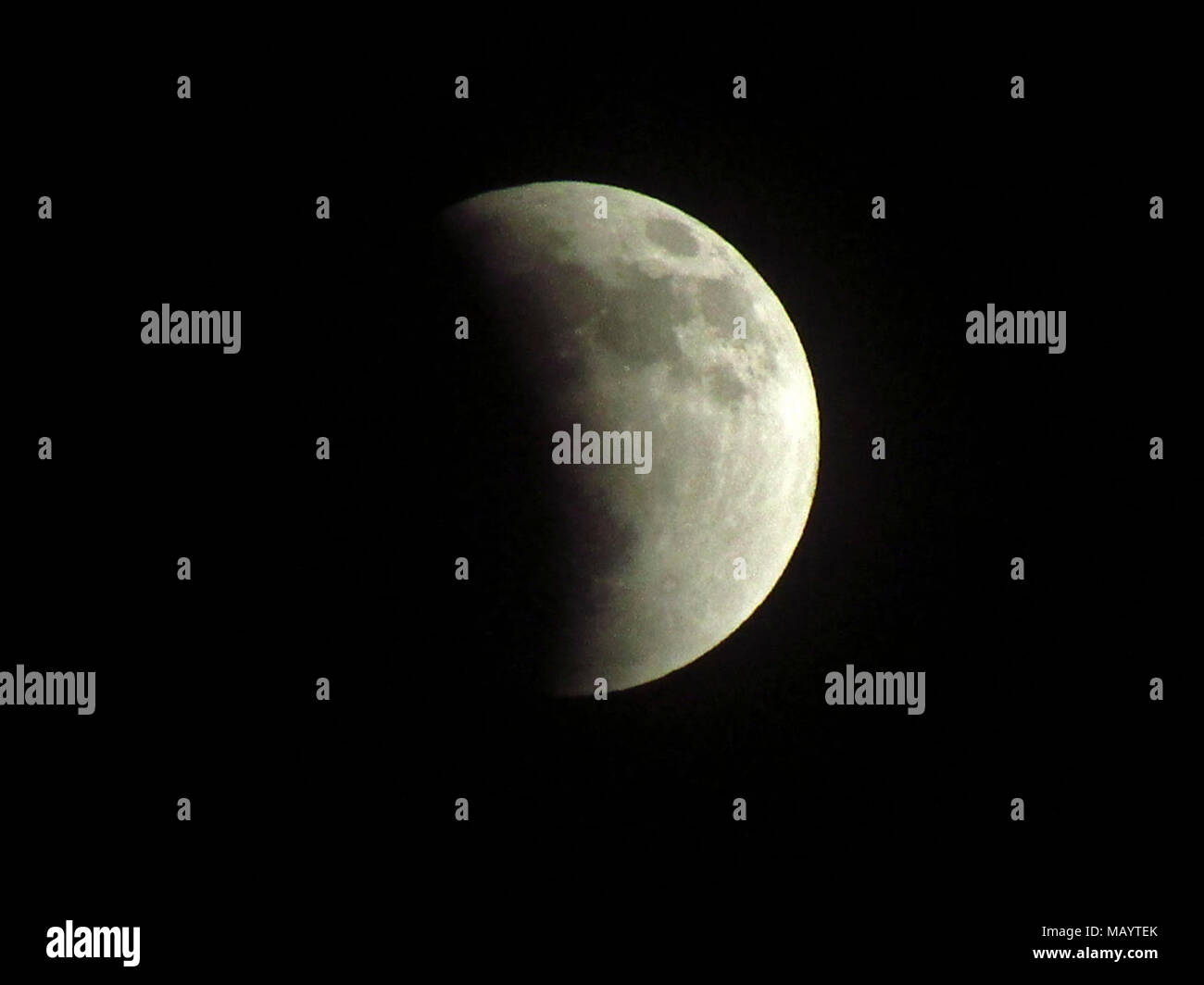 Total Lunar Eclipse Blood Moon April 14, 2014 Stock Photo - Alamy