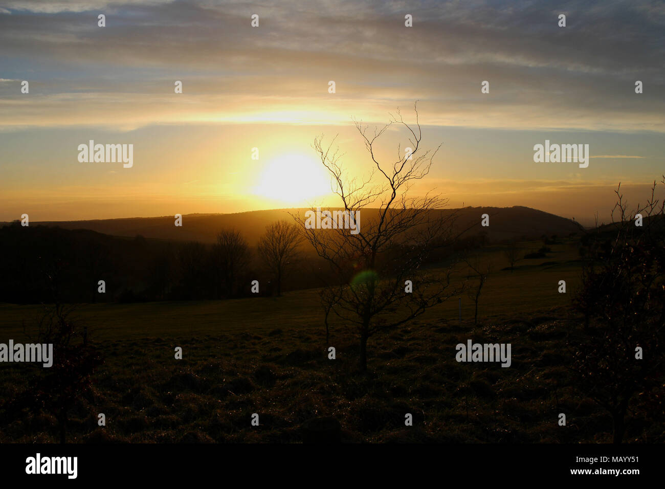 Spring sunset south downs hi-res stock photography and images - Alamy