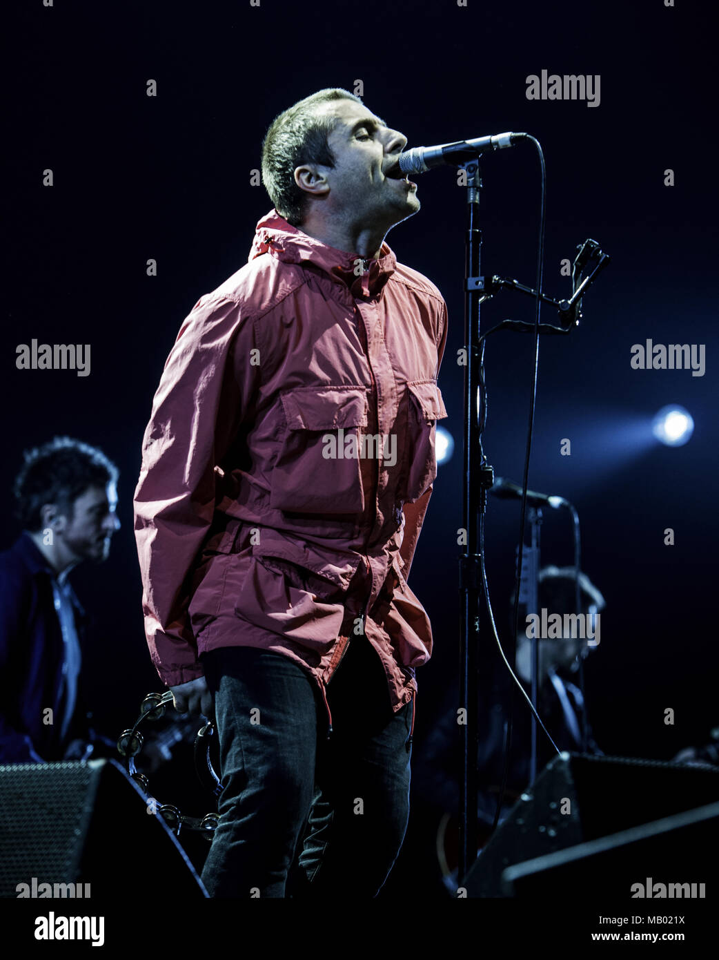 Gallagher beady eye hi-res stock photography and images - Alamy