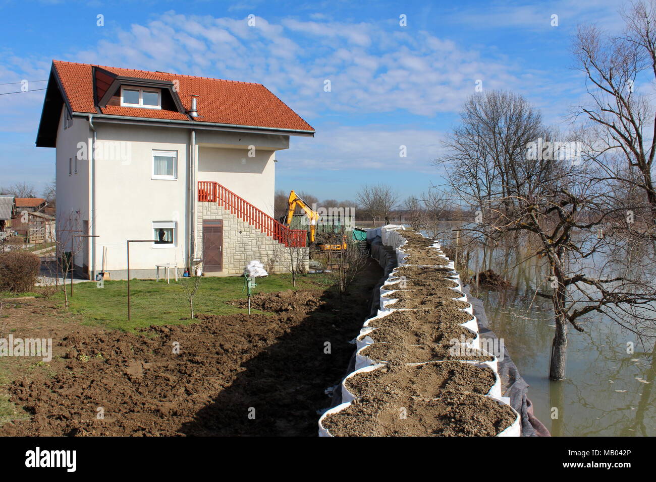 House flood protection hi-res stock photography and images - Alamy