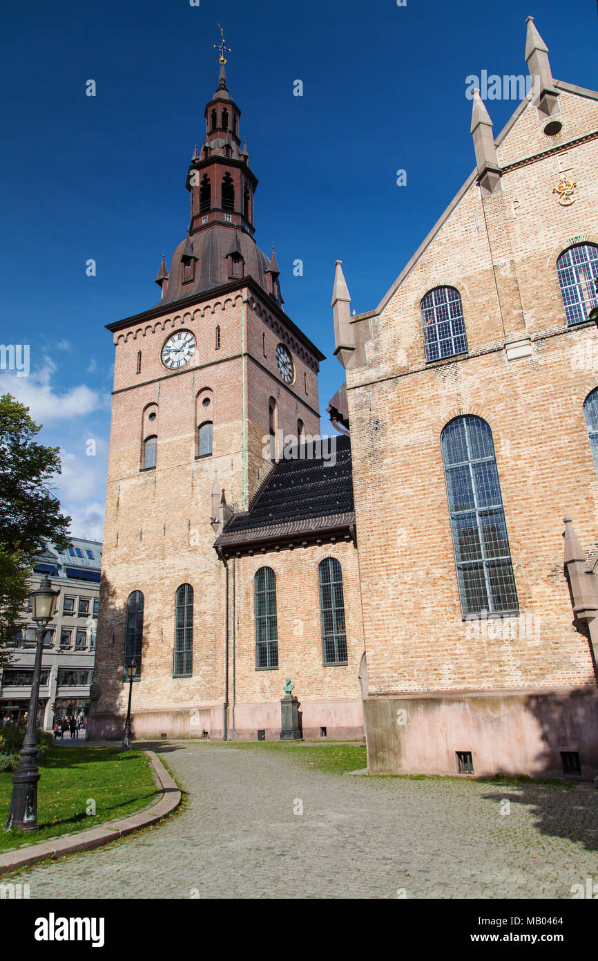 Oslo cathedral hi-res stock photography and images - Alamy
