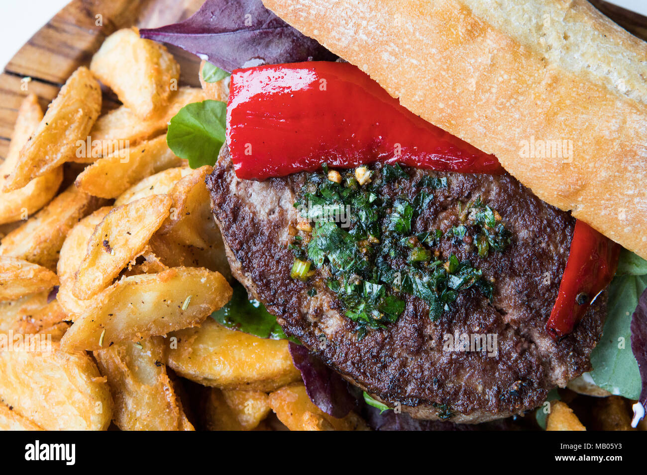 Beefburger hi-res stock photography and images - Alamy