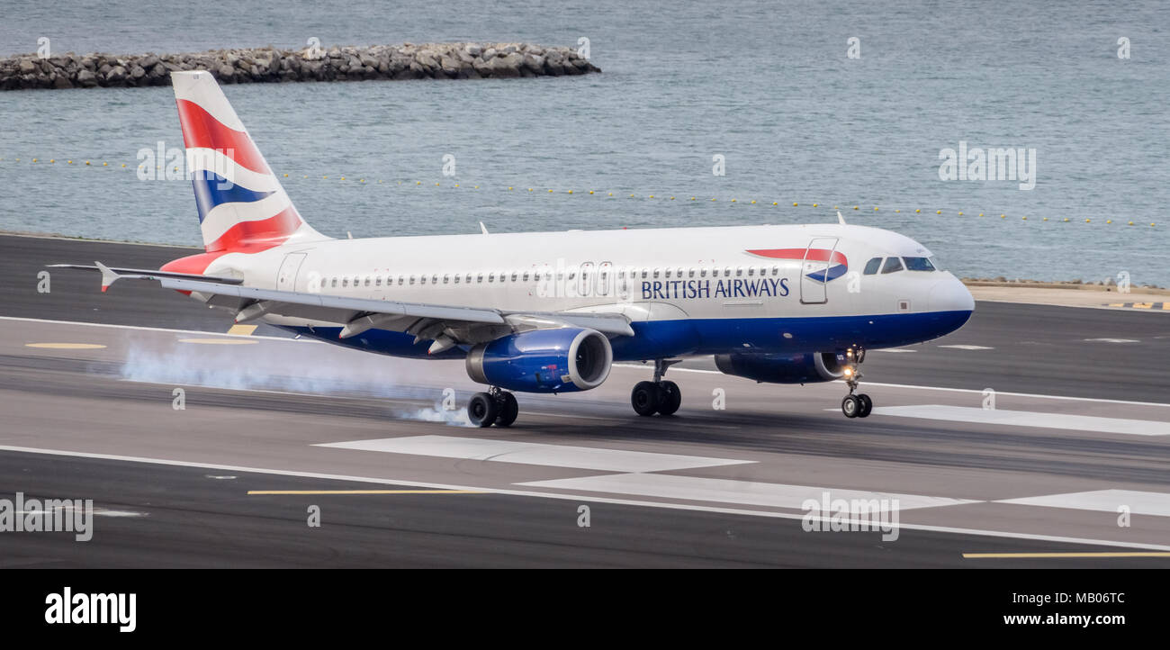 British Airways Airbus A320 touching down on the Easterly runway at ...