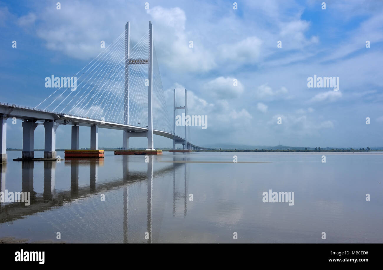 The unfinished Sino-Korean friendship bridge spanning the Yalu River ...