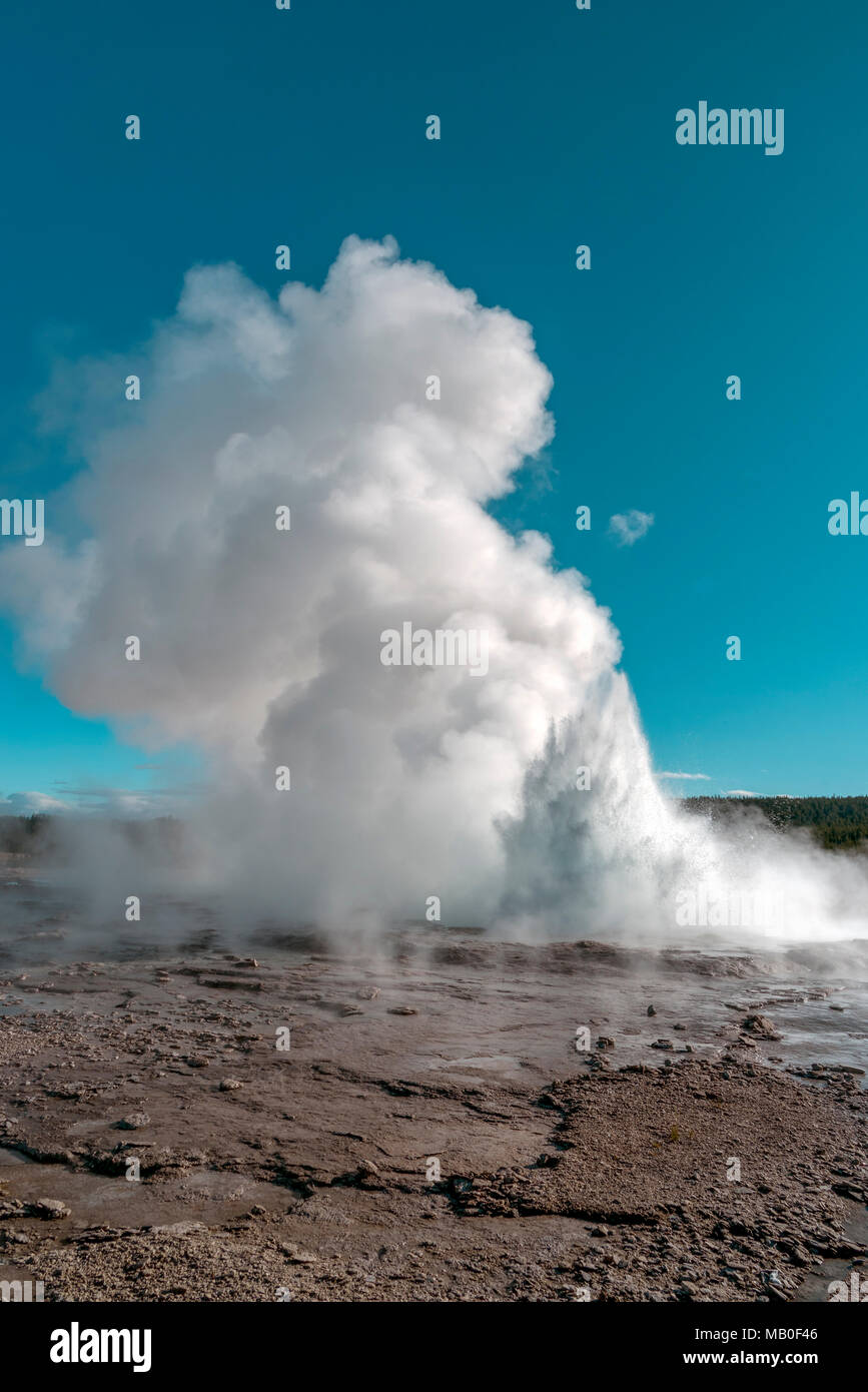 Blue scenery of earth hi-res stock photography and images - Alamy