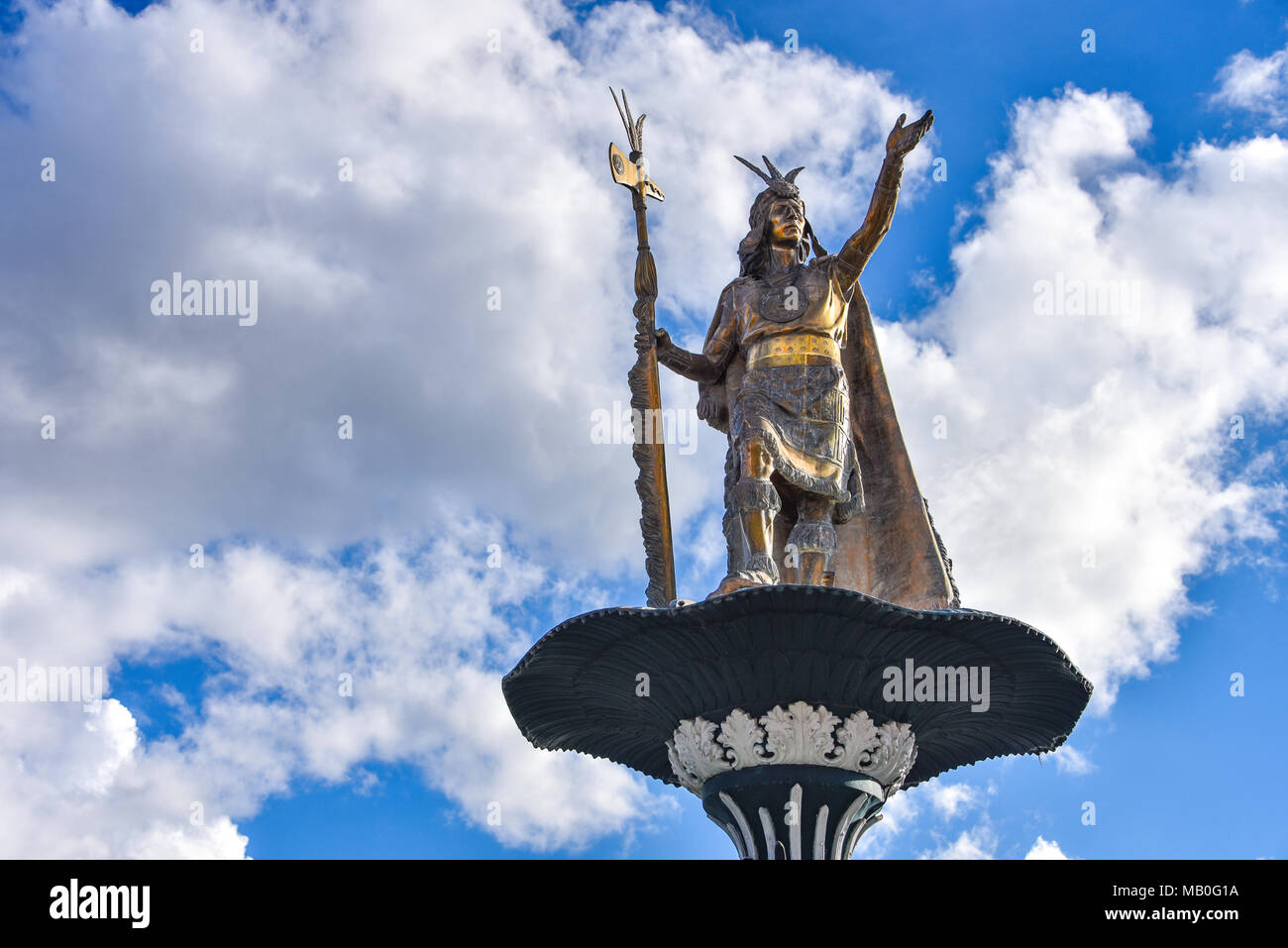 Statue of the Inca 'Pachacuti' in the Plaza de Armas, Cusco, Peru Stock ...