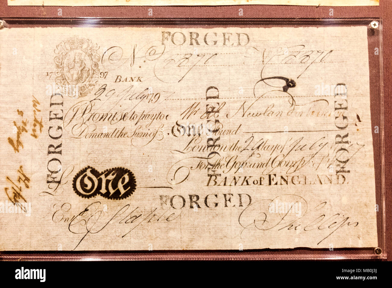 Fake money uk hi-res stock photography and images - Alamy