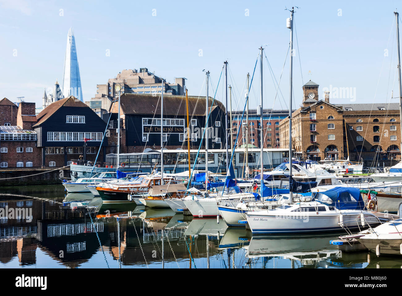 Wapping London Docks Stock Photos & Wapping London Docks Stock Images ...