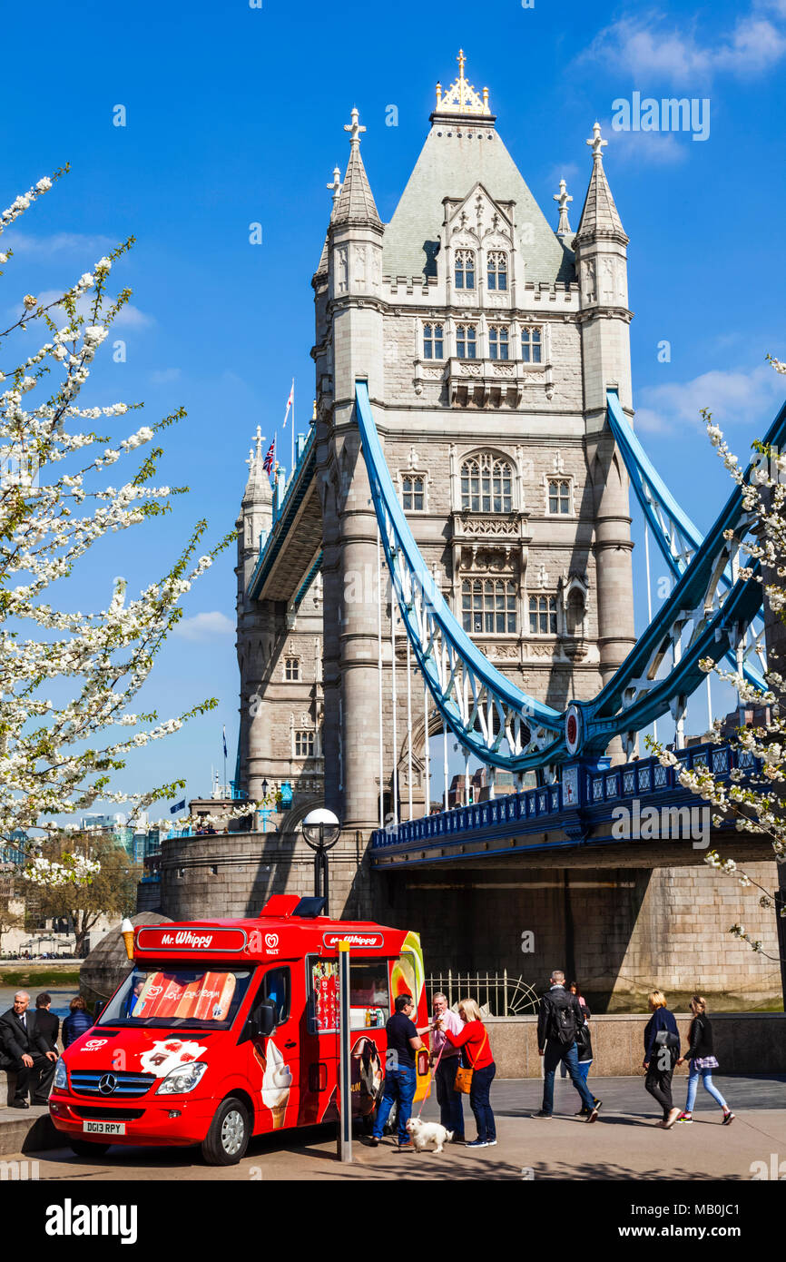 Tower bridge ice cream van hi-res stock photography and images - Alamy