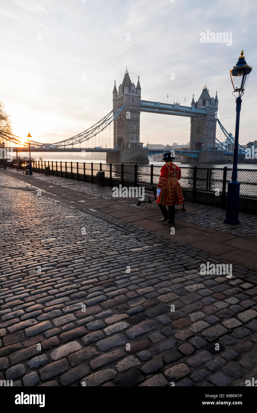 Yeoman bridge hi-res stock photography and images - Alamy
