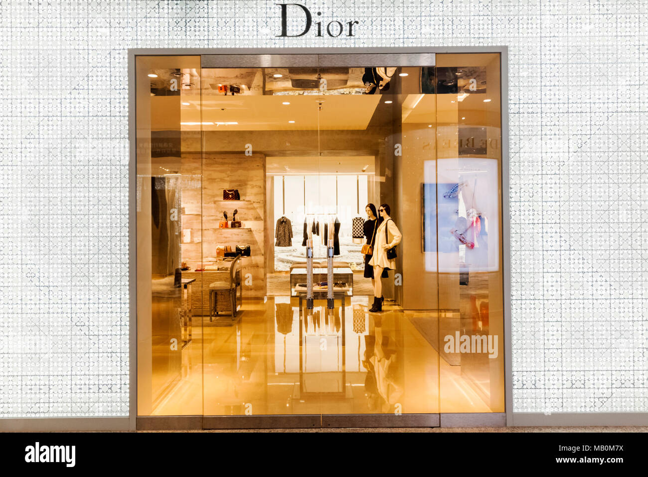 Dior store shopping interior hi-res stock photography and images - Alamy