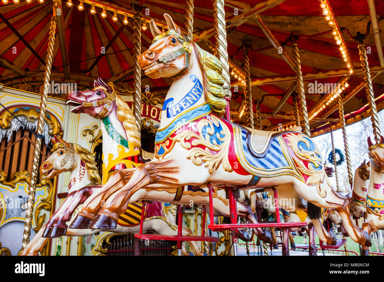 London carousel hi-res stock photography and images - Alamy