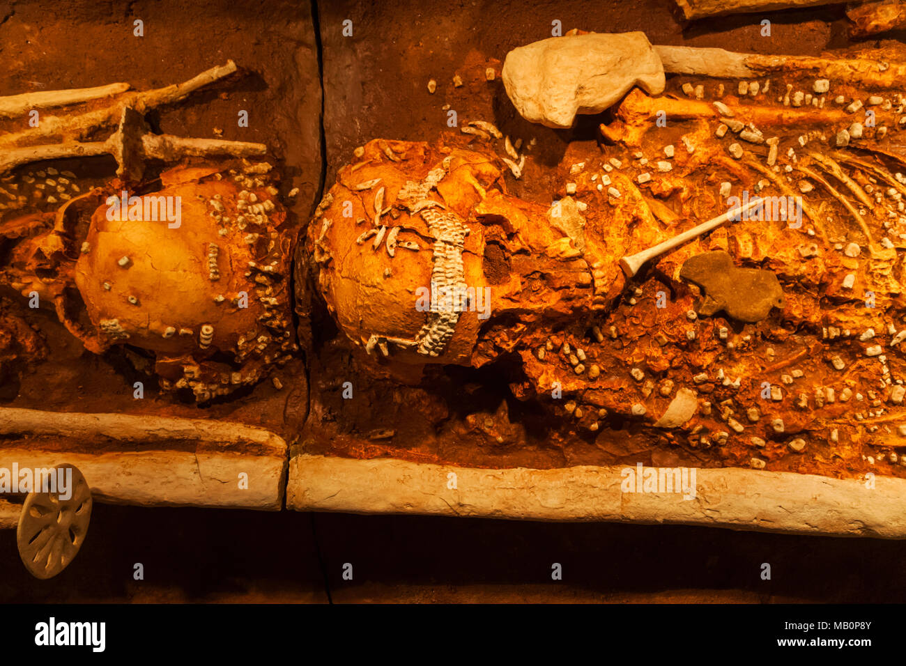 Indian burial hi-res stock photography and images - Alamy