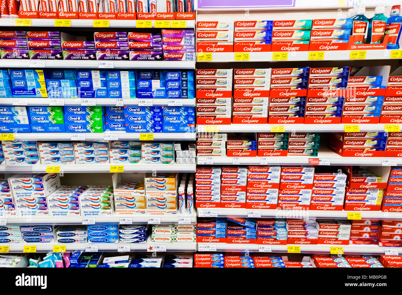 Supermarket toothpaste hi-res stock photography and images - Alamy
