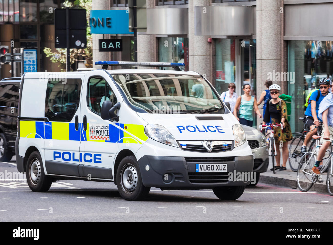 England, London, Police Van Stock Photo - Alamy