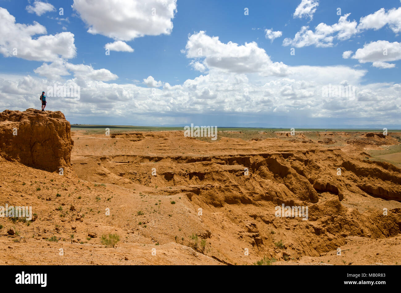 Flaming Cliffs, Gobi Desert Mongolia Stock Photo - Alamy