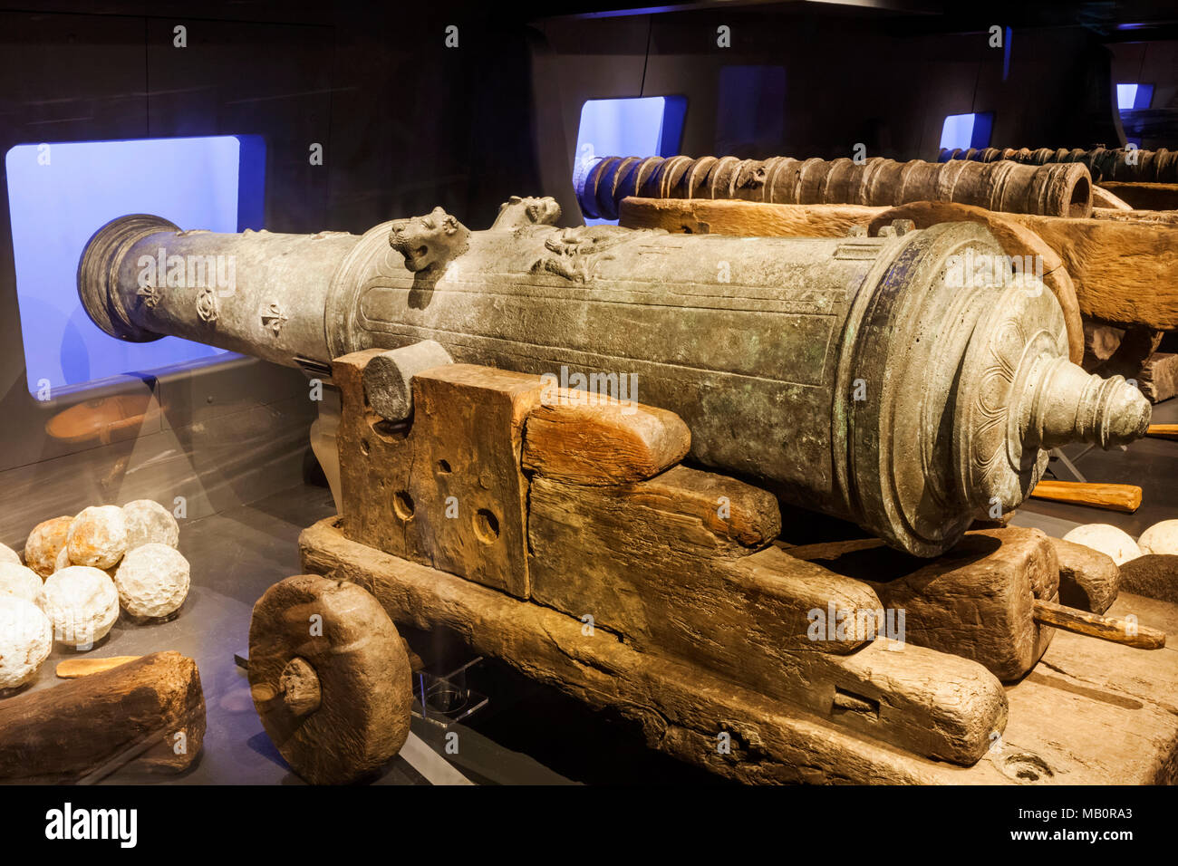 Mary rose cannon hi-res stock photography and images - Alamy