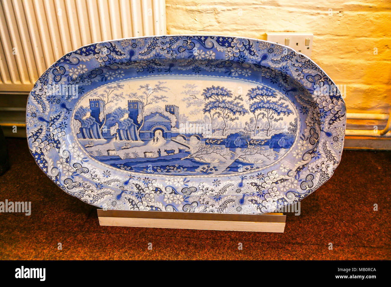 Spode works hi-res stock photography and images - Alamy