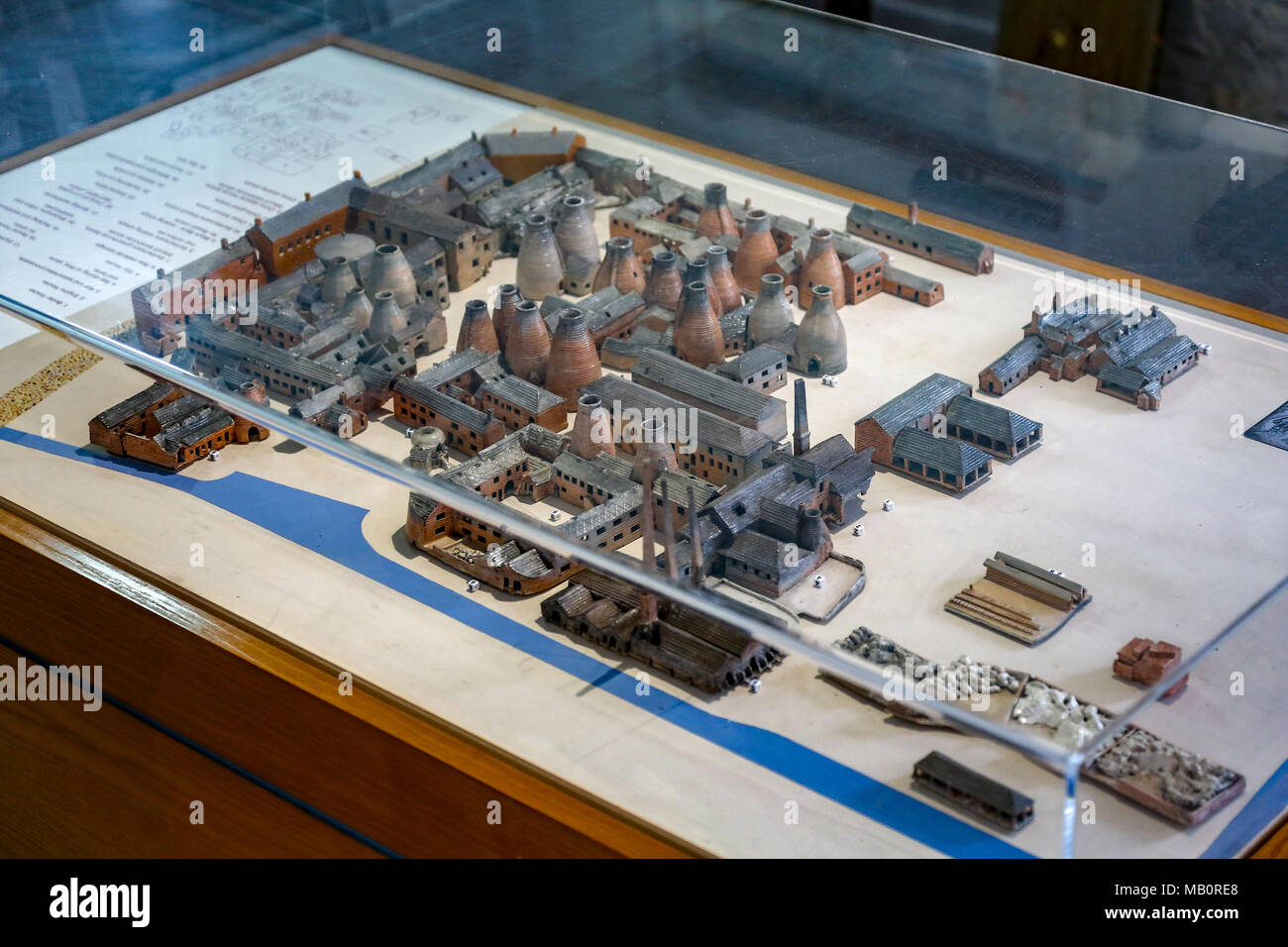 Spode factory hi-res stock photography and images - Alamy