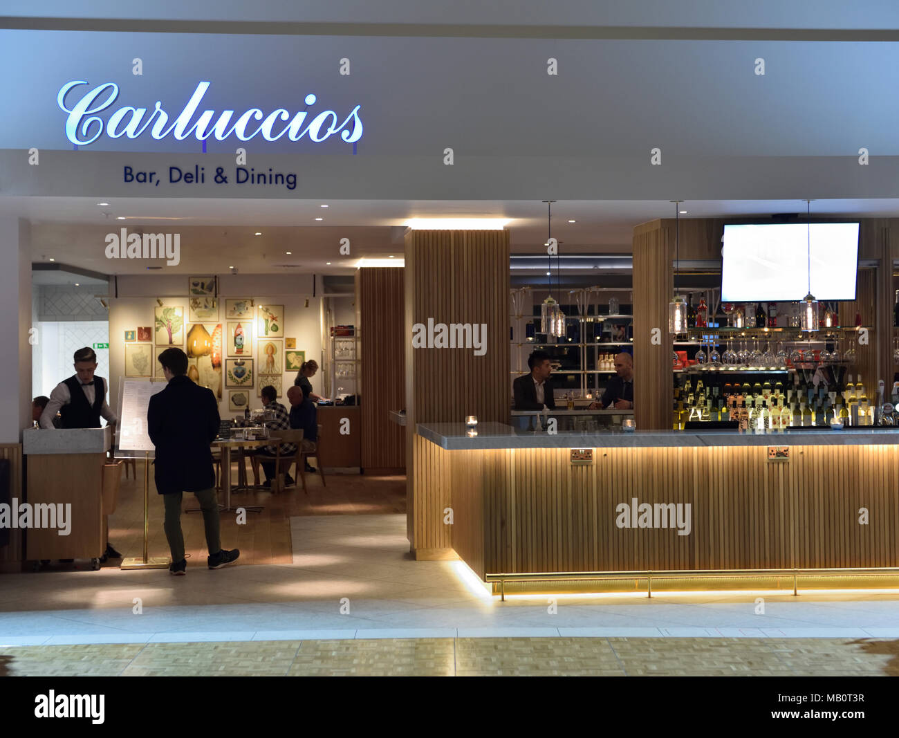 Heathrow marriott hi-res stock photography and images - Alamy