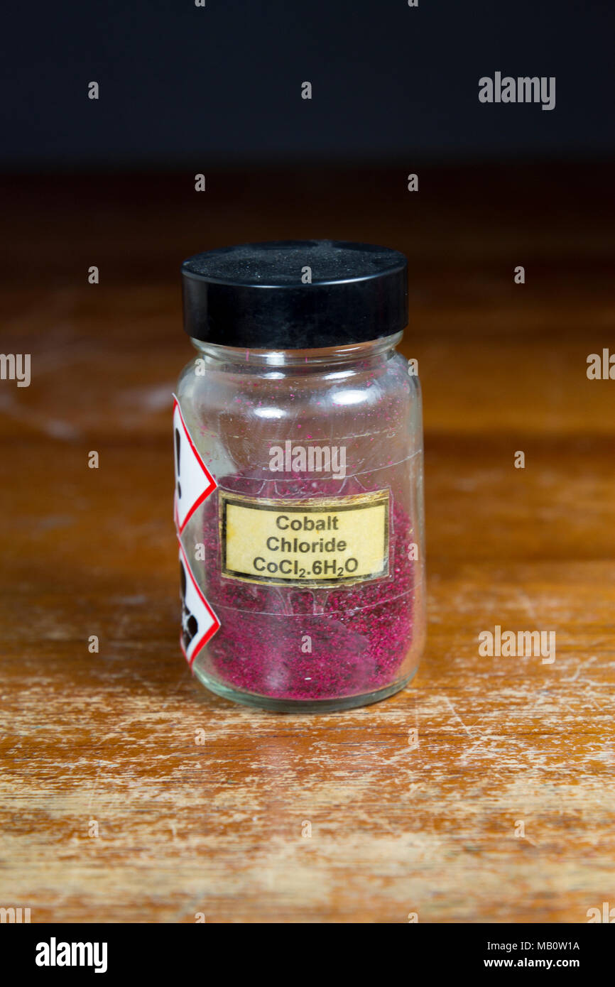 Cobalt chloride hi-res stock photography and images - Alamy