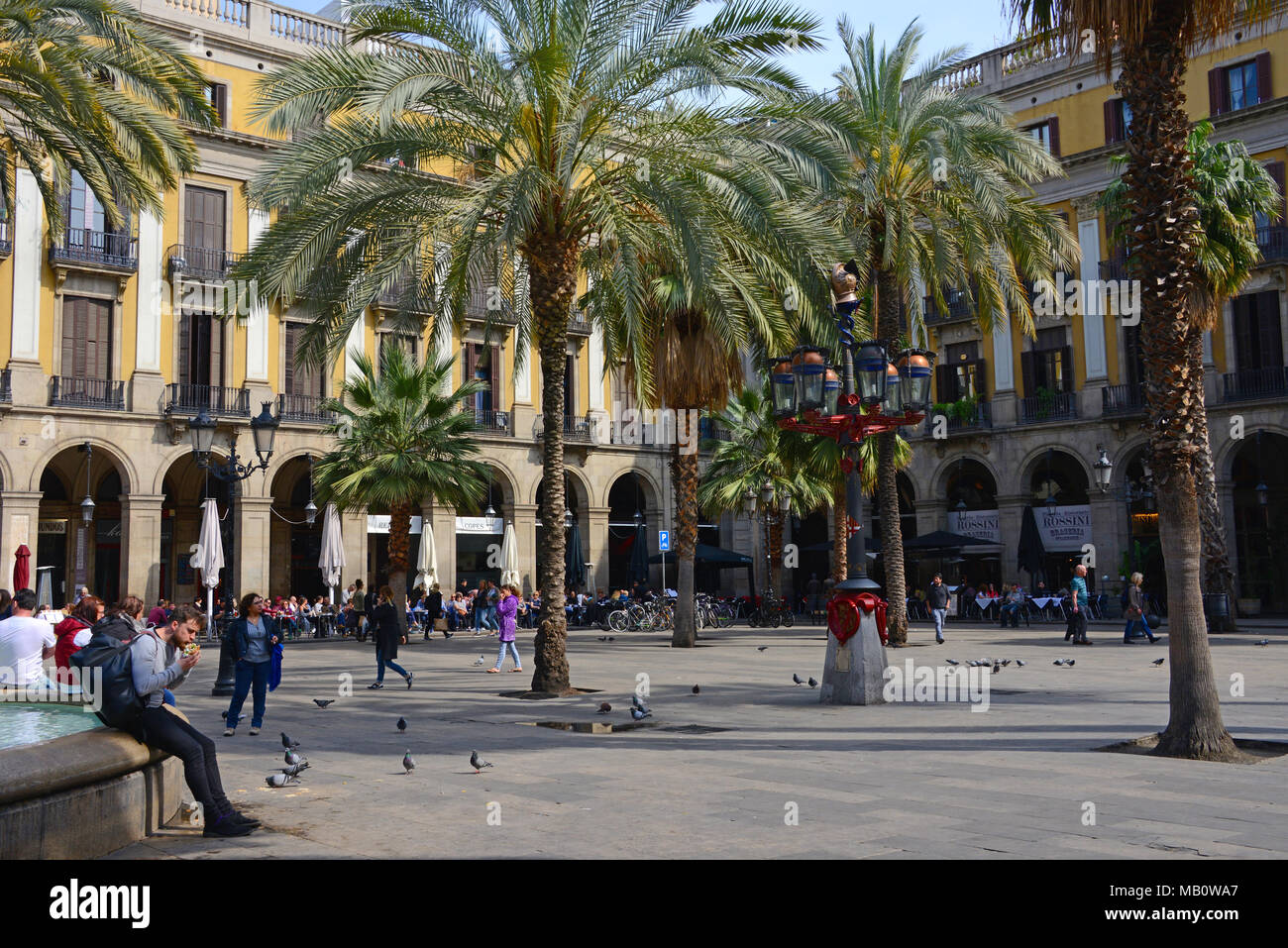 Typical barcelona square hi-res stock photography and images - Alamy