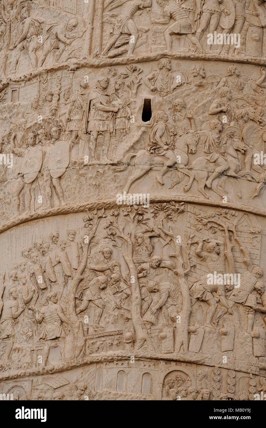 Colonna Traiana (Trajan's Column) designed by Apollodorus of Damascus ...