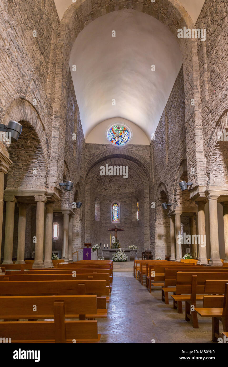 Indoor church mediterranean architecture hi-res stock photography and ...