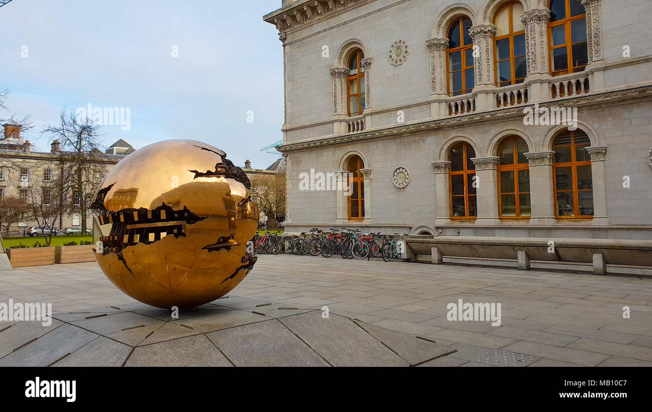 Berkeley street dublin hi-res stock photography and images - Alamy