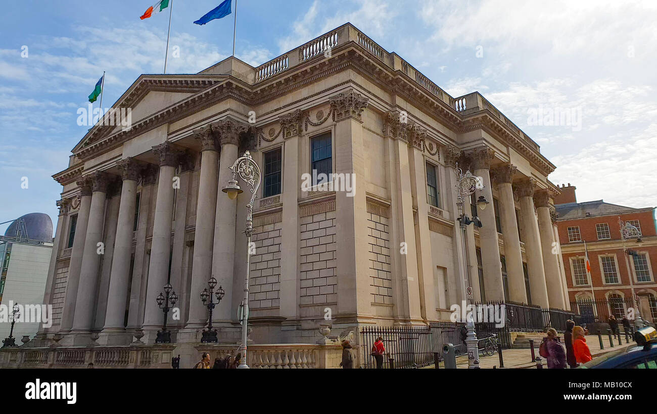 Dublin City Hall building at Castle Street - DUBLIN / IRELAND - MARCH ...
