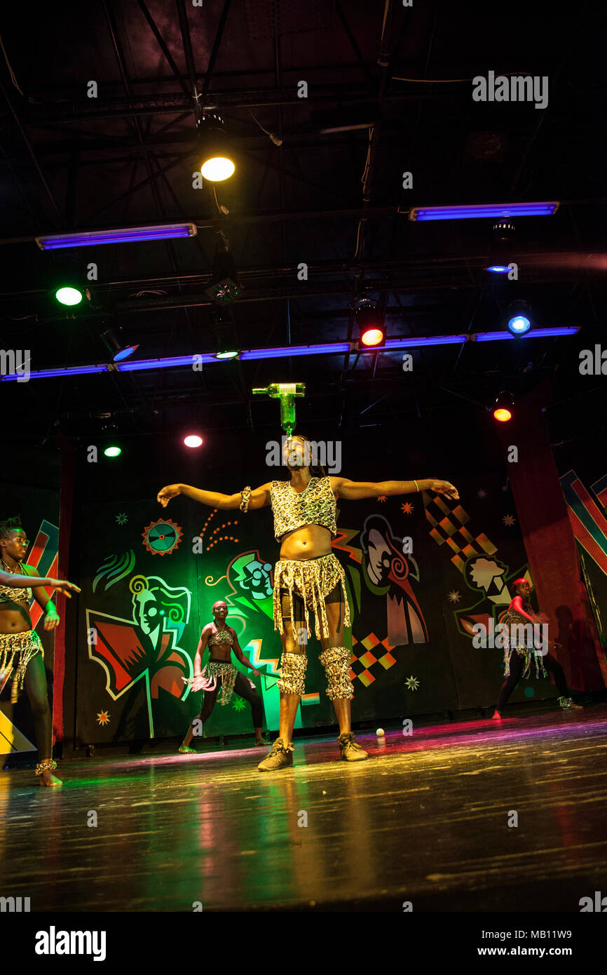 African Acrobats Performance on the stage Stock Photo - Alamy