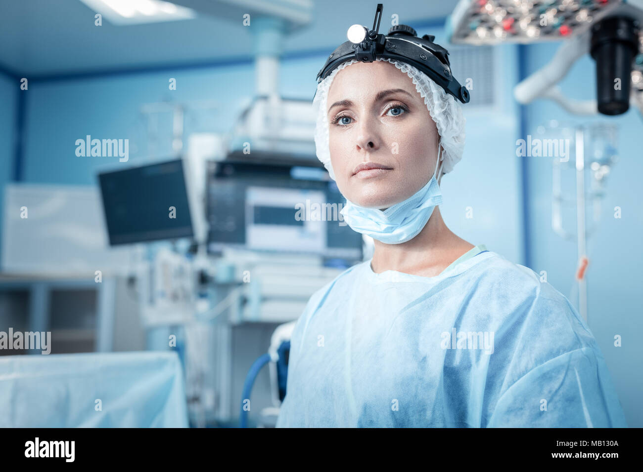 Operation theater hi-res stock photography and images - Alamy