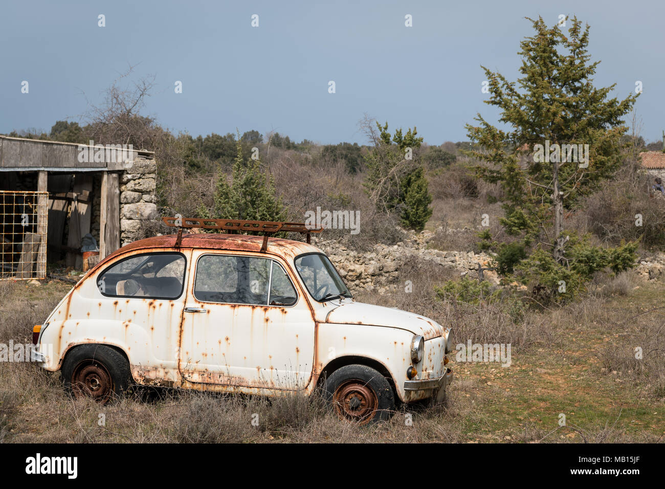 Pollution dumped abandoned old car hi-res stock photography and images ...