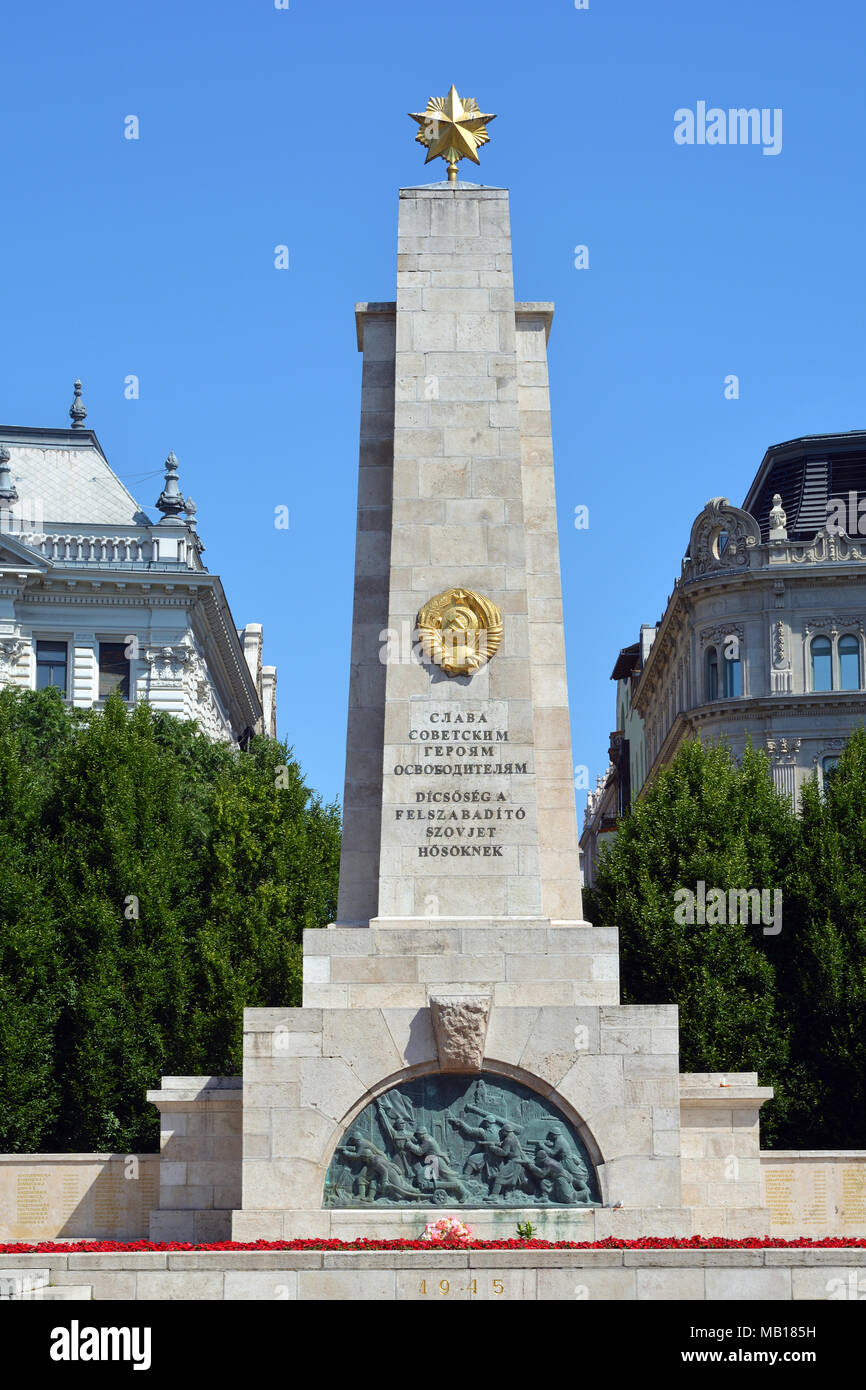 Monument the to Soviet Red Army on the Freedom Square Szabadsag ter in ...