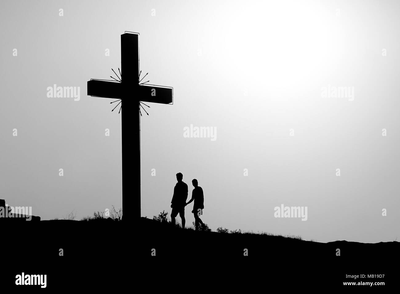 Black Couple Holding Hands Sunset Stock Photos & Black Couple Holding ...