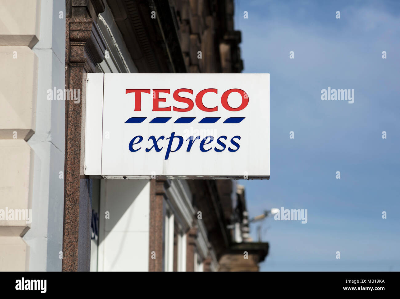 Tesco express supermarket sign logo hi-res stock photography and images ...