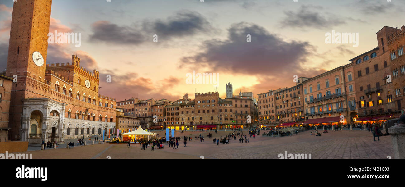 The campo in siena hi-res stock photography and images - Alamy