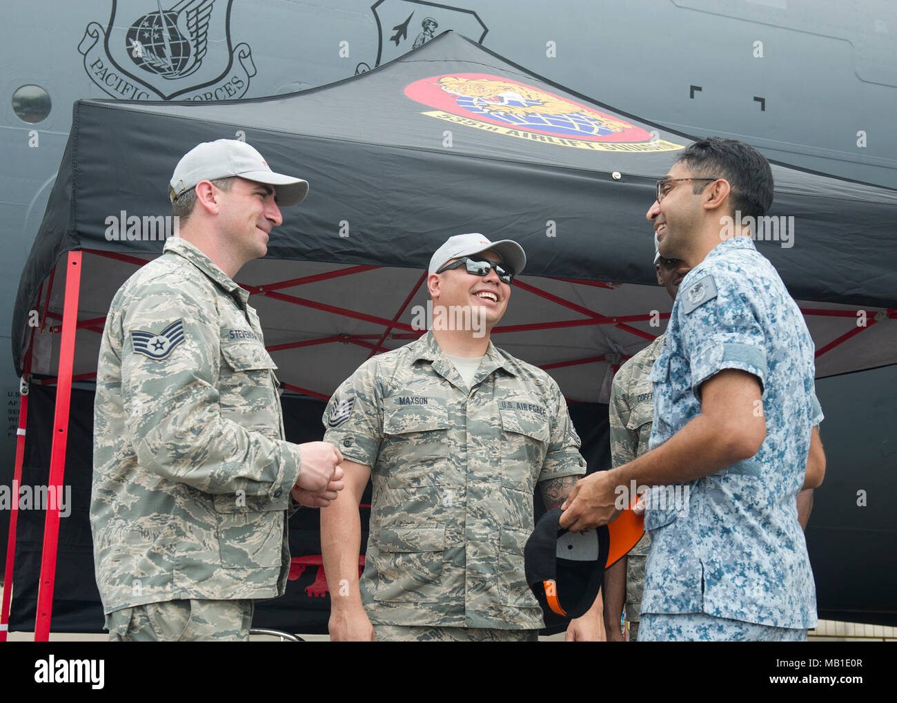 154th aircraft maintenance squadron hi-res stock photography and images ...