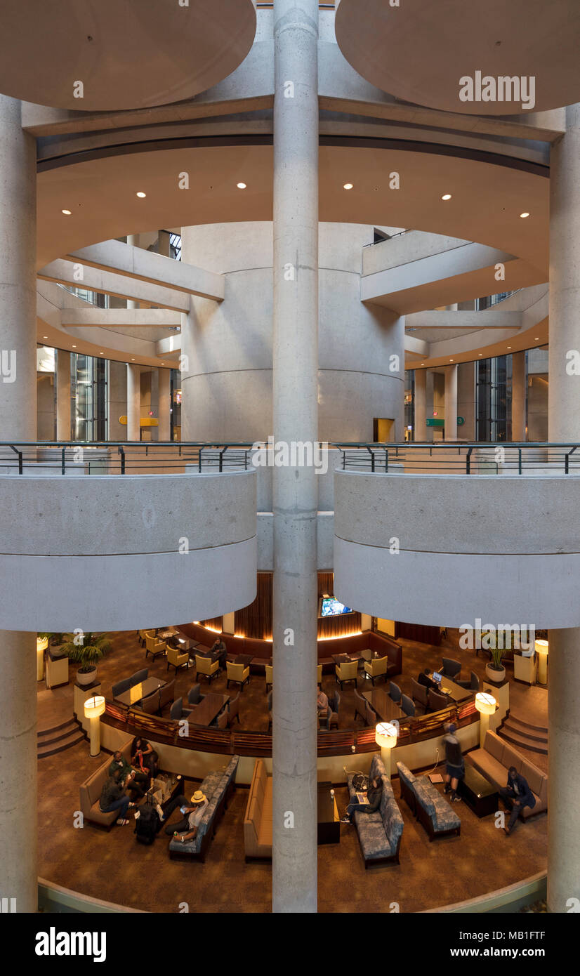 Bonaventure hotel interior hi-res stock photography and images - Alamy