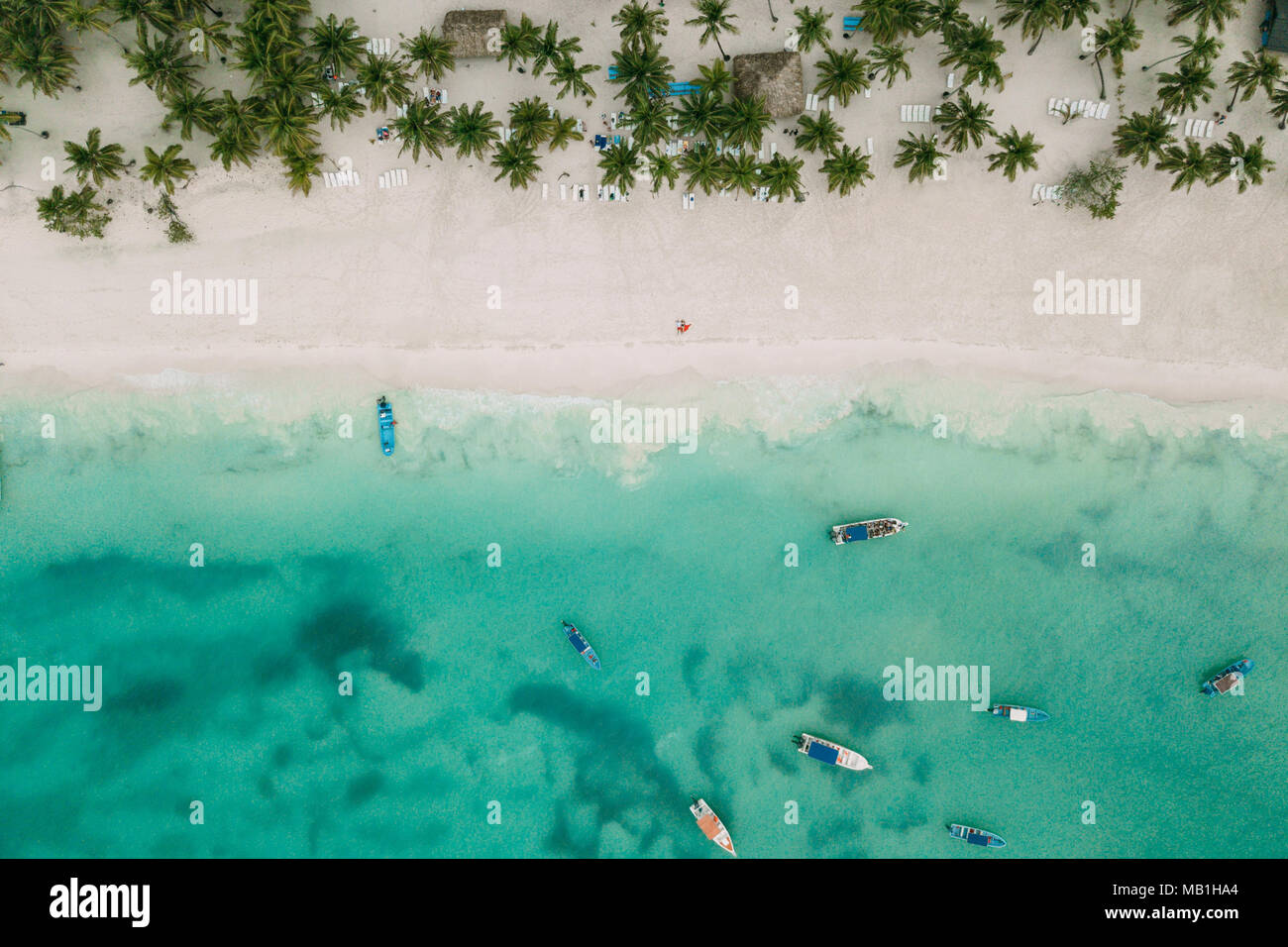 Air view beach hi-res stock photography and images - Alamy