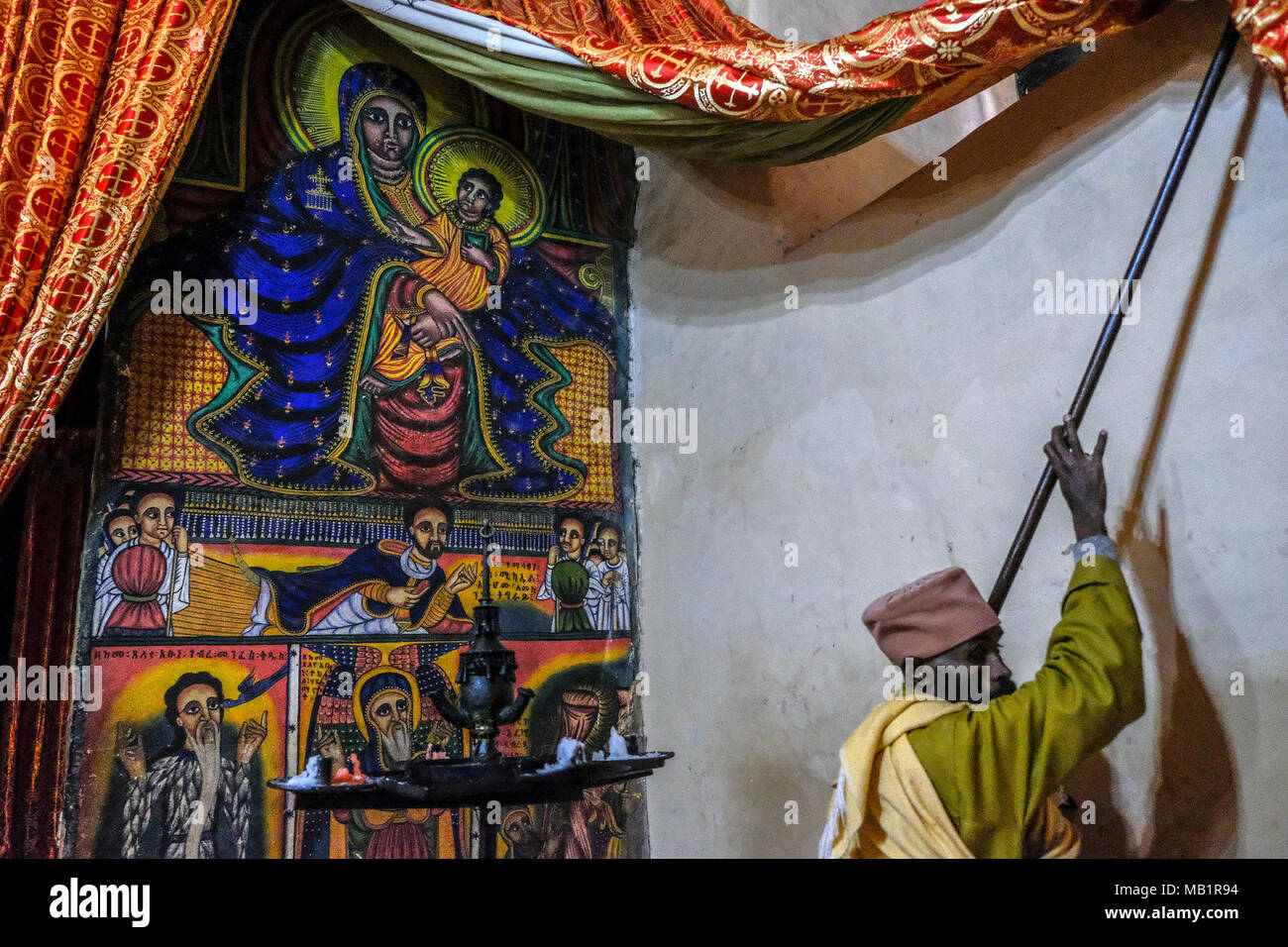Ancient ethiopian orthodox church interior hi-res stock photography and ...