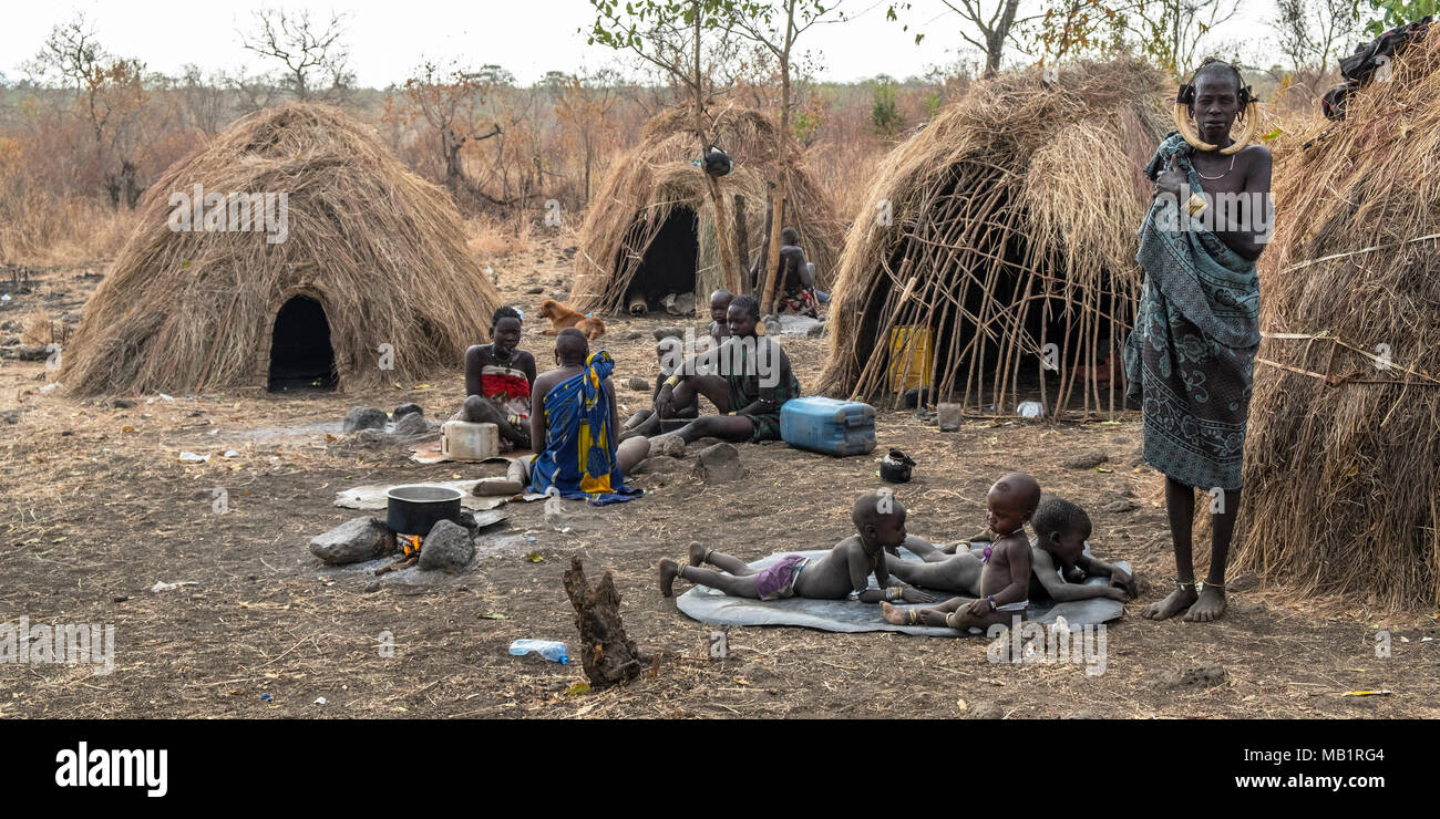 Omorate, Ethiopia - January 24, 2018: Women and children of the Mursi ...