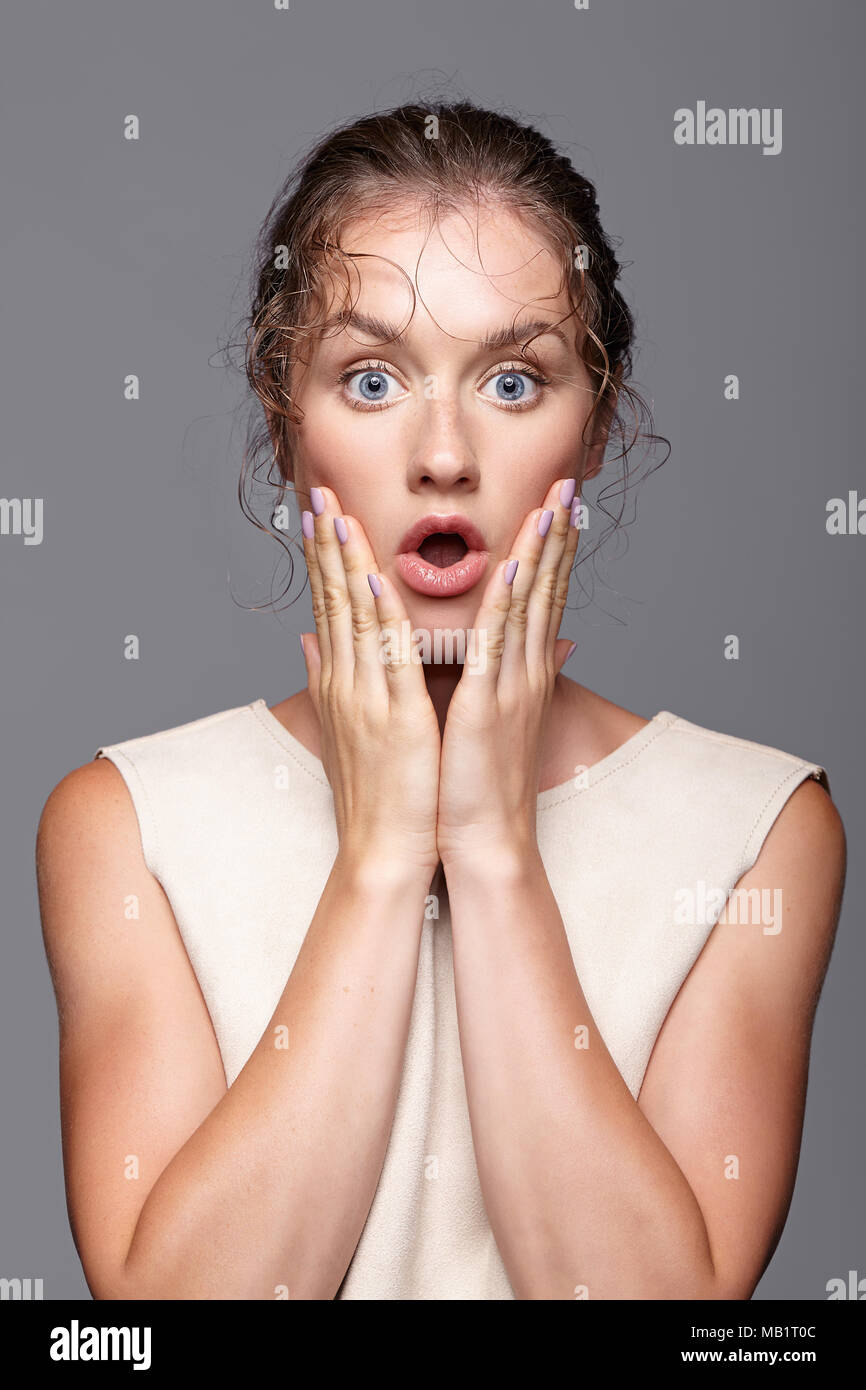 Bulging eyes woman hi-res stock photography and images - Alamy