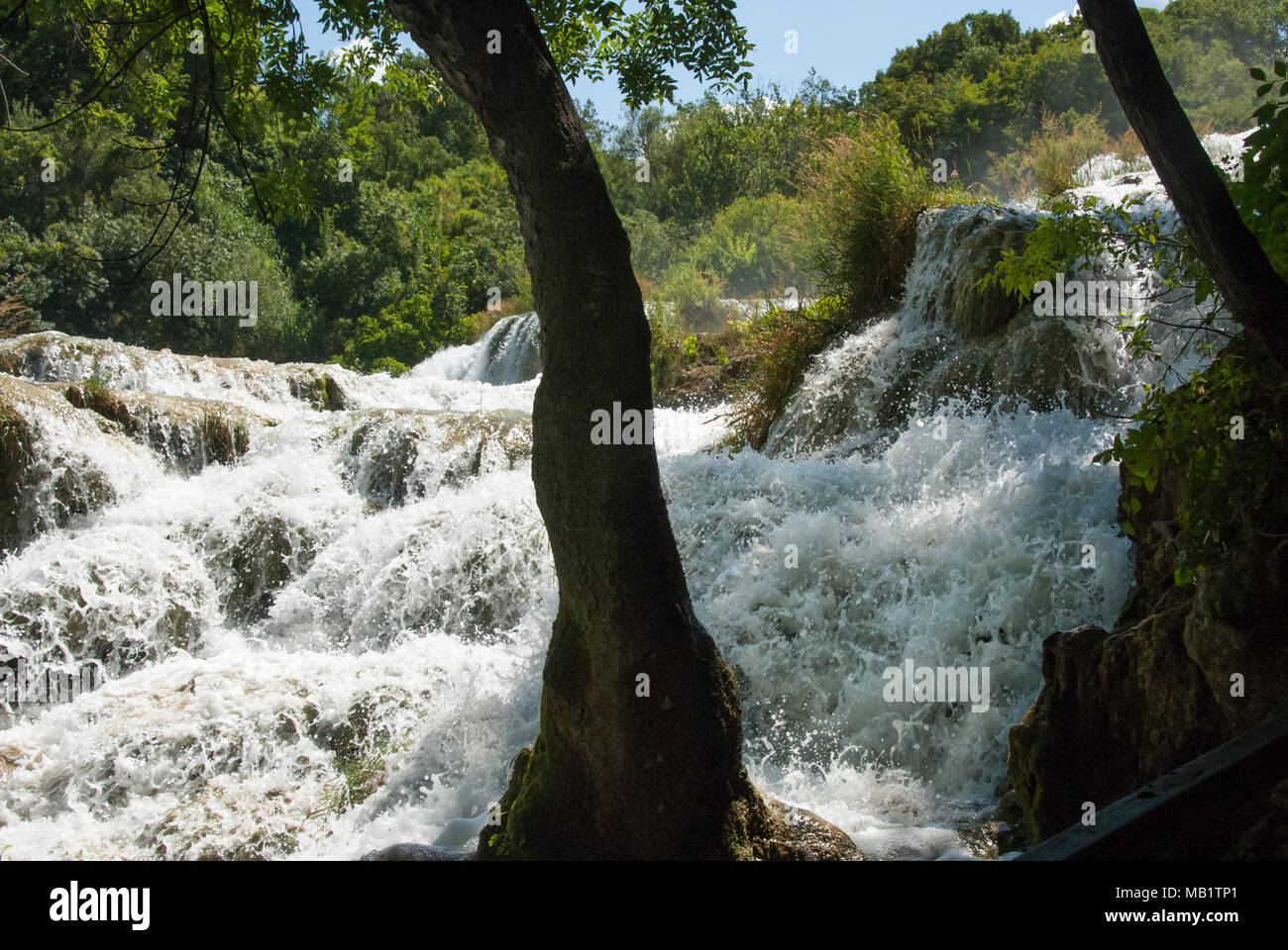 Side view of waterfall hi-res stock photography and images - Alamy
